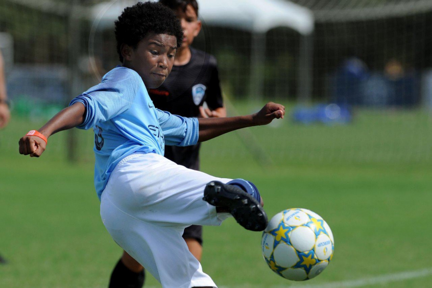 Filho de ex-atacante da Inglaterra brilha em torneio de base no Brasil ...