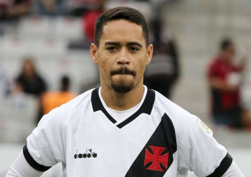 Yago Pikachu Agride Torcedor No Desembarque Atleta Se Desculpa Lance