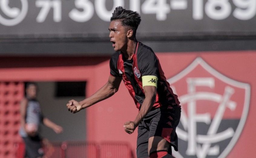 Se inspirando em Paulinho e Bruno Henrique, João Victor quer seguir ... Se inspirando em Paulinho e Bruno Henrique, João Victor quer seguir ...