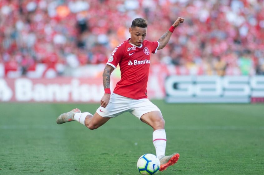 Coritiba faz proposta para contratar o atacante Neílton | LANCE!