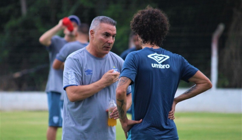 Técnico Augusto Inácio fala sobre estratégia do Avaí para a Recopa ... Técnico Augusto Inácio fala sobre estratégia do Avaí para a Recopa ...