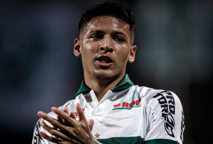 Caetano mostra tranquilidade em disputa por titularidade no Coritiba ...