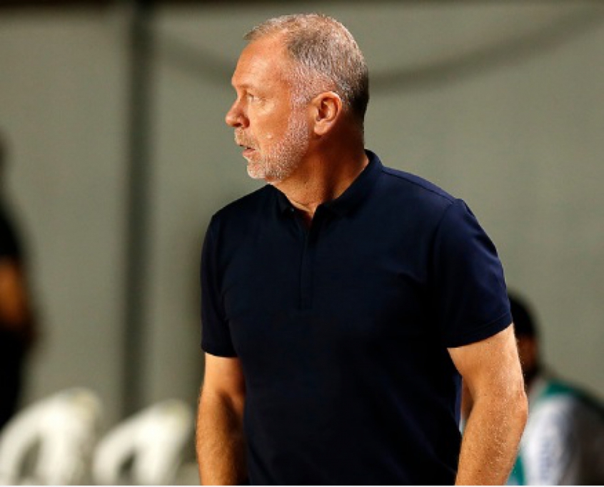 Mano Menezes começa a ganhar a confiança do elenco | LANCE! Mano Menezes começa a ganhar a confiança do elenco | LANCE!