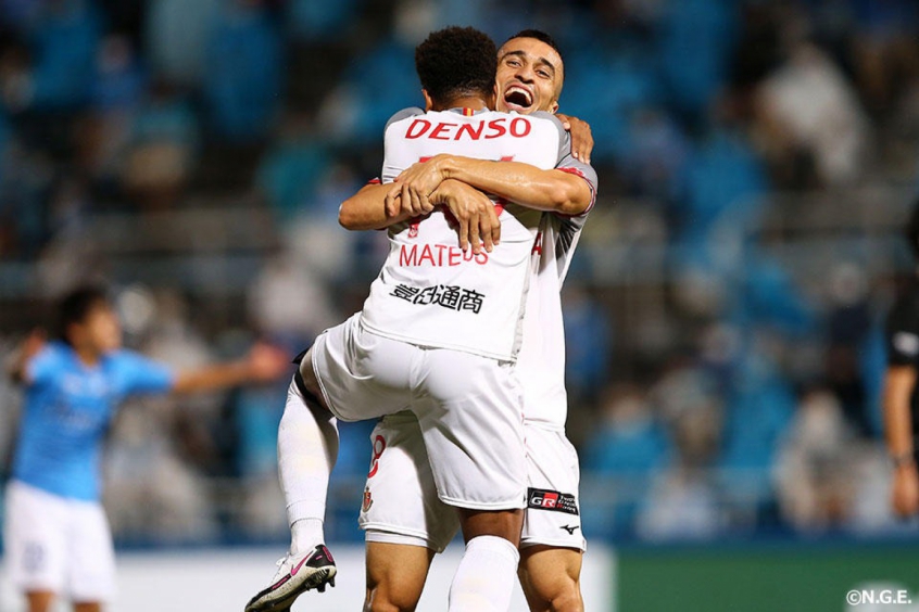 'Arco e flecha' do Nagoya Grampus, dupla brasileira brilha no Japonês ...