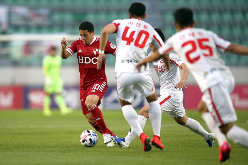 Rômulo fala sobre momento no Busan I Park, da Coreia do Sul | LANCE!
