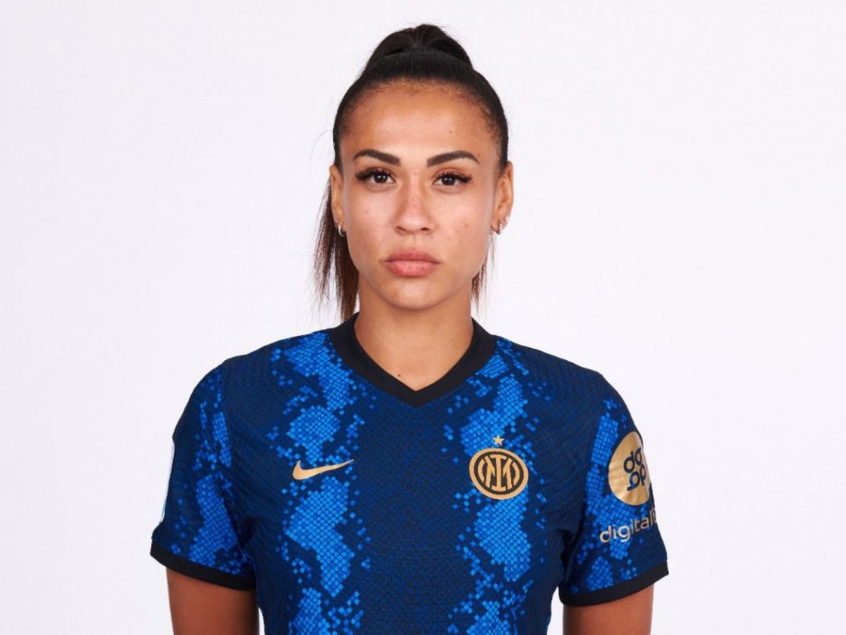Kathellen Souza é a primeira brasileira a atuar pela Inter de Milão ...