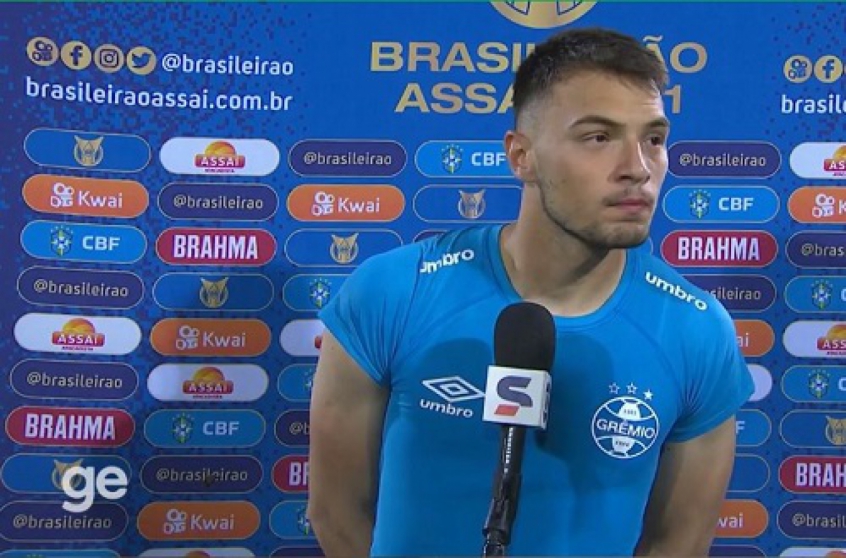 Gabriel Grando celebra vitória do Grêmio diante da Chapecoense | LANCE!
