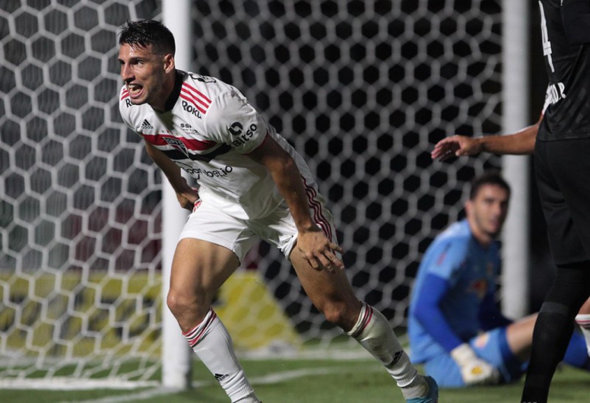 Artilheiro da temporada, Calleri se destaca cada vez mais no São Paulo ...