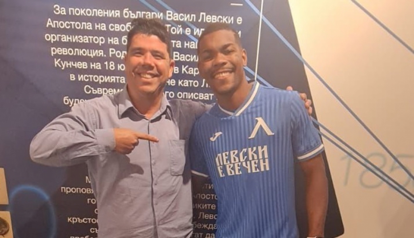 Ronaldo cita motivação em time da Bulgária depois de rescindir com o ...