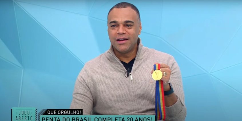 Denílson se emociona ao relembrar conquista do penta com a Seleção ...
