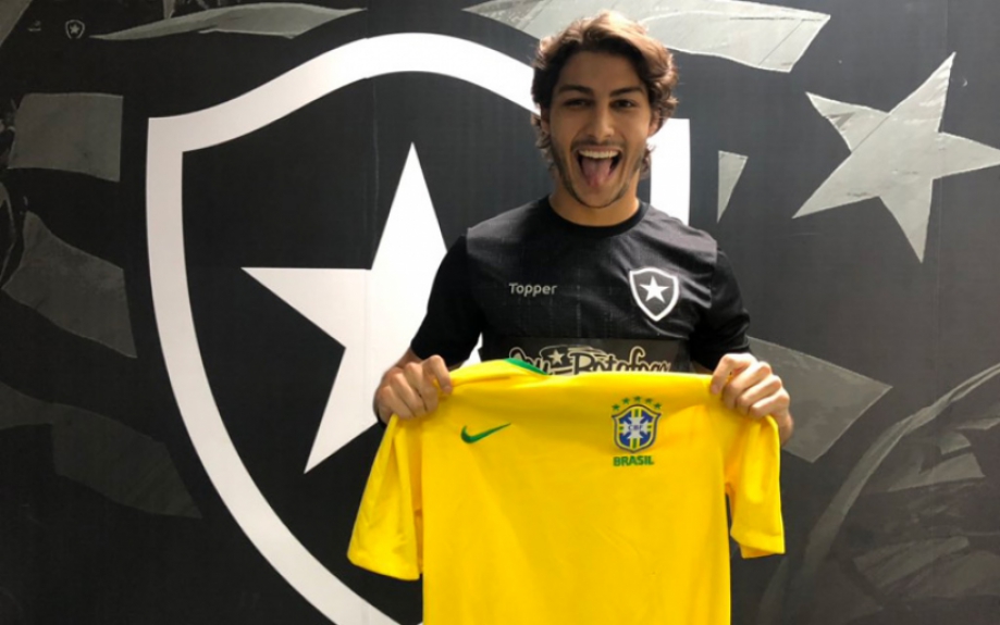 Marcinho dentro! Relembre atletas do Botafogo na Seleção na década | LANCE! Marcinho dentro! Relembre atletas do Botafogo na Seleção na década | LANCE!