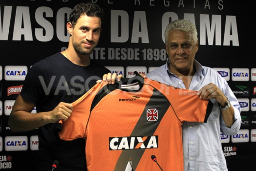 Uma, duas... 200 vezes Martin Silva: goleiro atinge marca histórica no ...