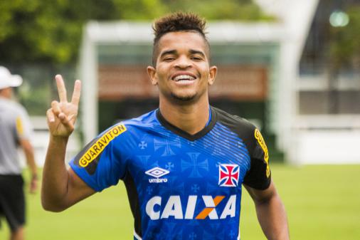 Lorran acredita em virada sobre o Flamengo e título do Vasco no OPG ...