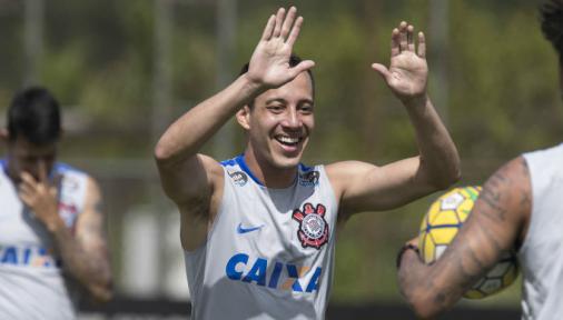 Corinthians acerta renovação de Rodriguinho até o fim de 2019 | LANCE!