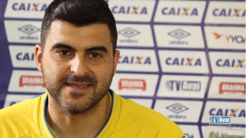 Aos 35 anos, Rubinho chega ao Avaí para recomeçar carreira | LANCE!