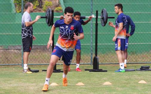 Atacante Matheus Moresche é emprestado pelo Vasco ao Avaí | LANCE!